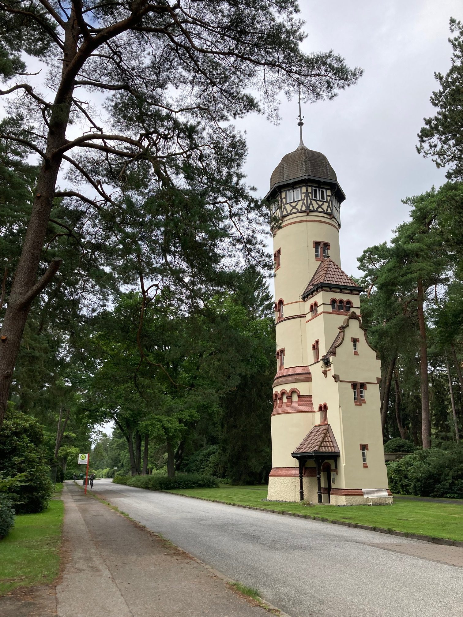 A la découverte du grand parc-cimetière d’Ohlsdorf (Ohlsdorfer Friedhof ...
